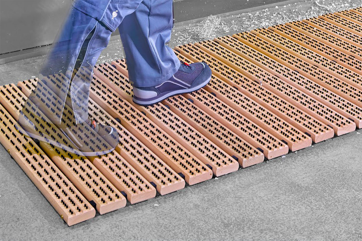 BISON Holzlaufroste - FUMA Hauszubehör GmbH